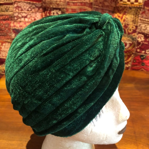 NEMESIS JEWELRY NYC | Accessories | Vintage Green Velvet Turbin Hat ...